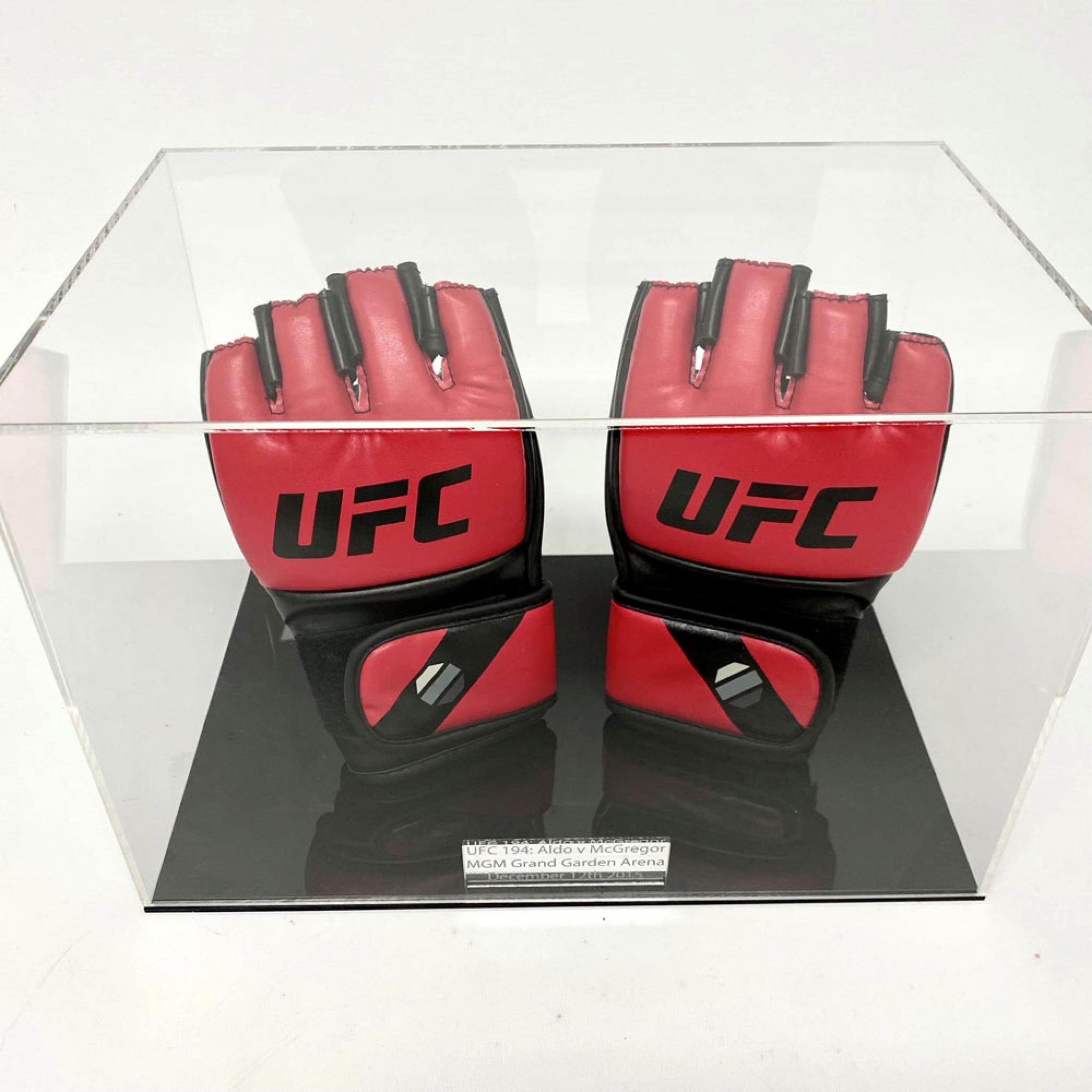 MMA Glove Display Case | Puffin Plastics